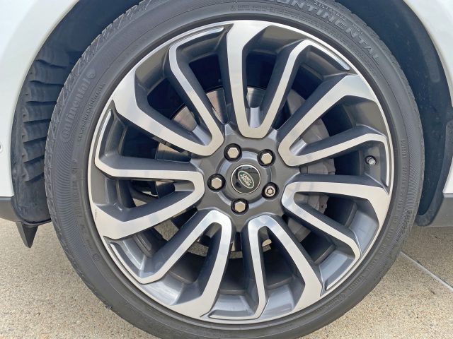 Vellum Venom: 2017 Range Rover Autobiography | Hagerty Media