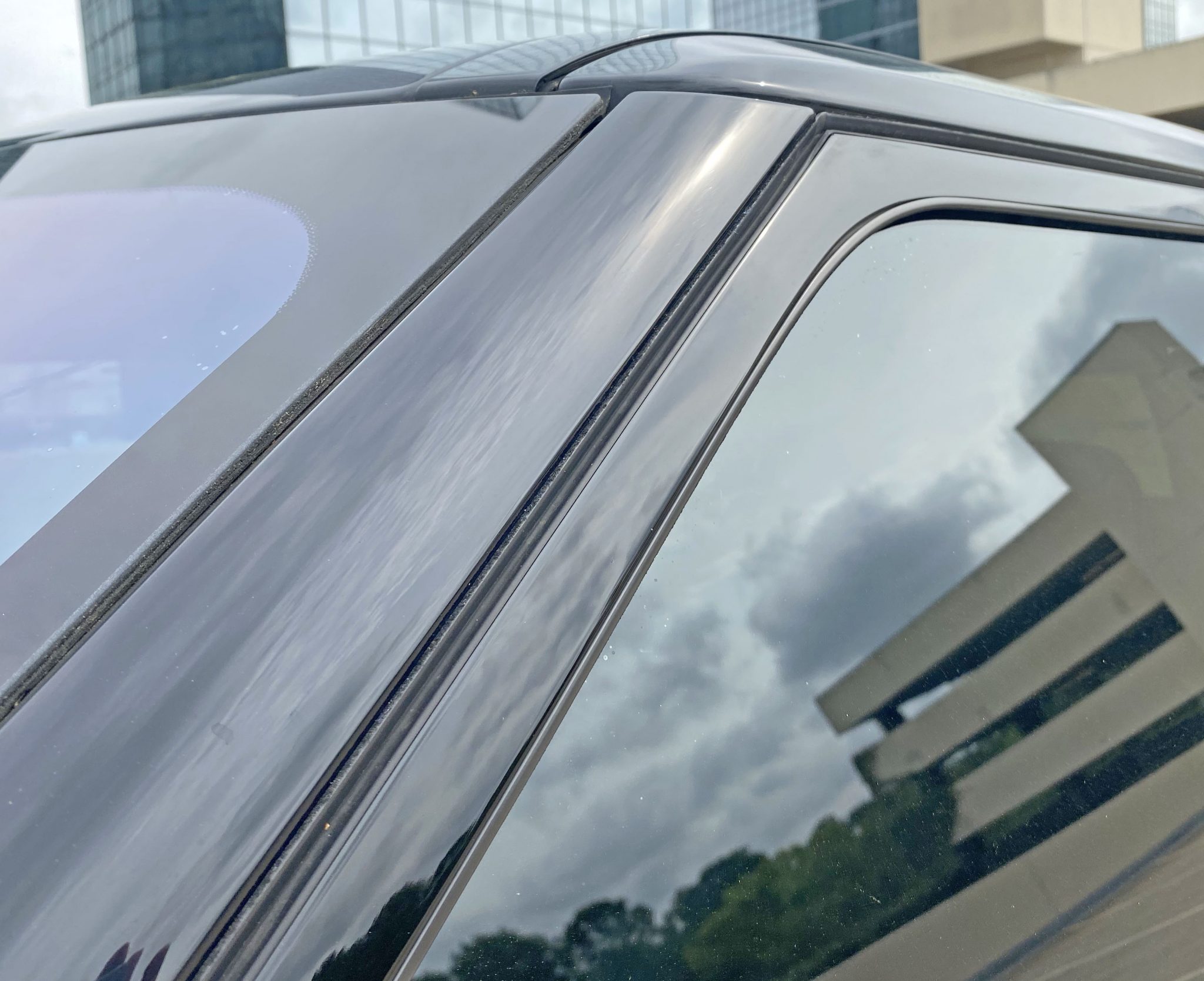 Vellum Venom: 2017 Range Rover Autobiography | Hagerty Media