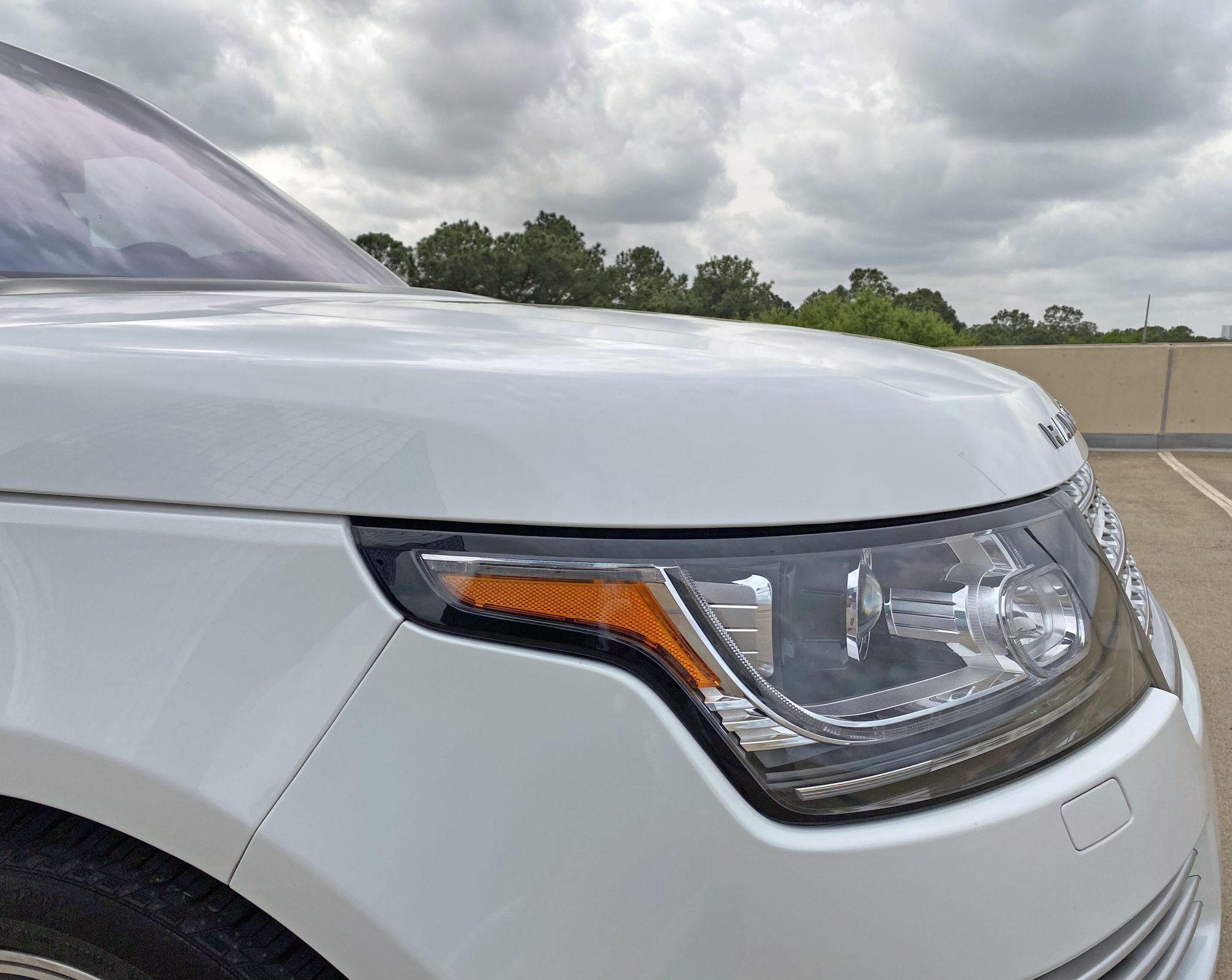 Vellum Venom: 2017 Range Rover Autobiography | Hagerty Media