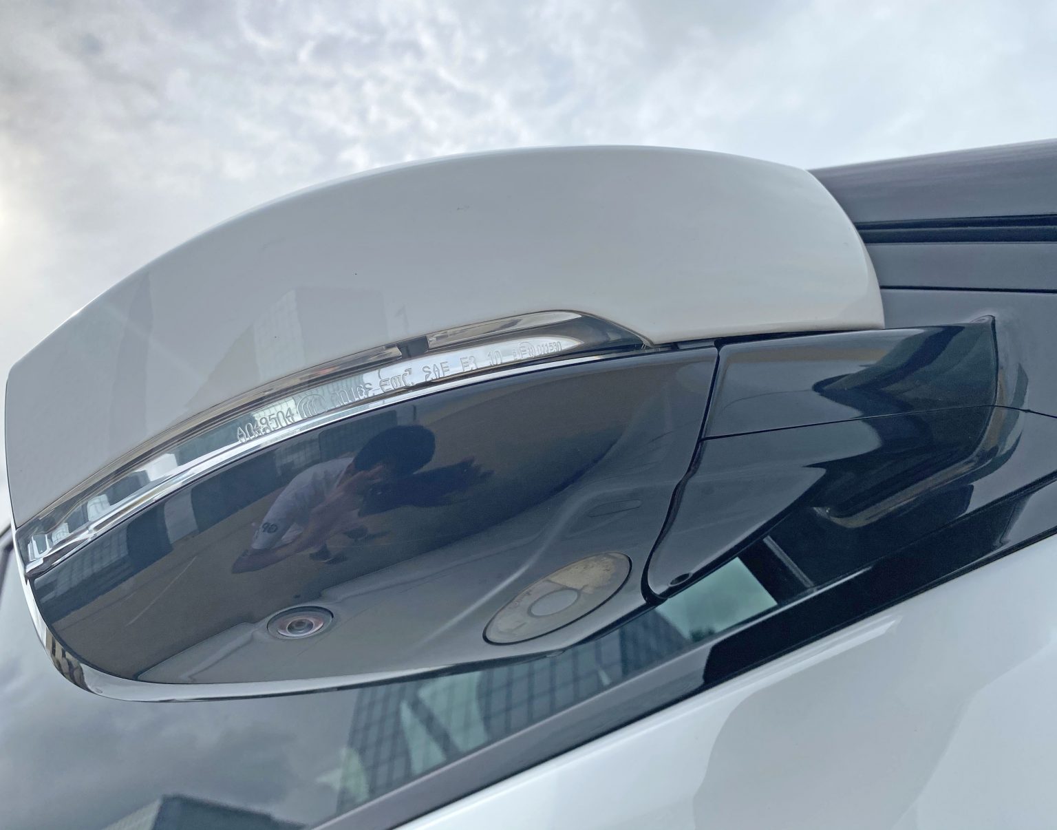 Vellum Venom: 2017 Range Rover Autobiography | Hagerty Media