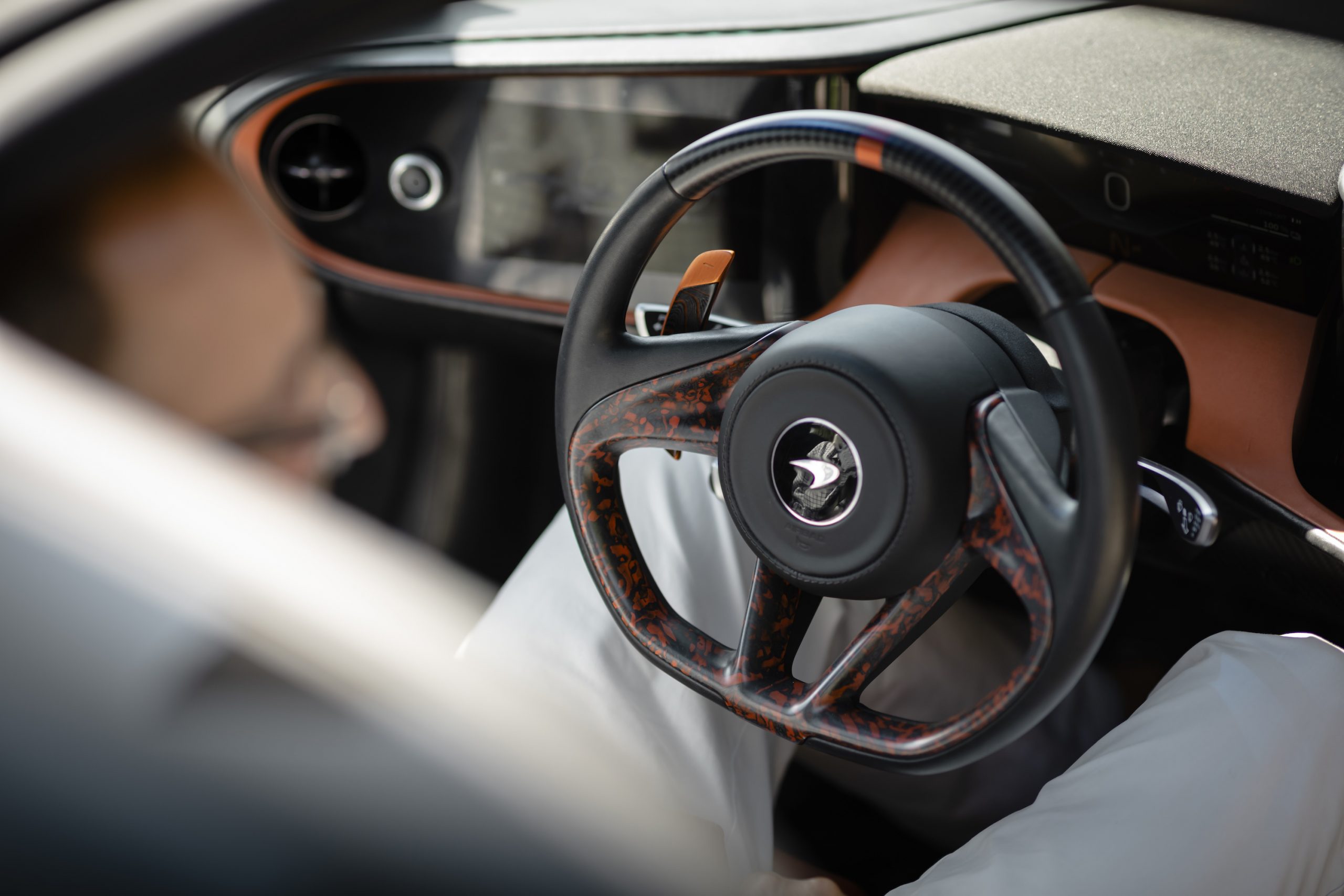 Review: 2020 McLaren Speedtail | Hagerty Media