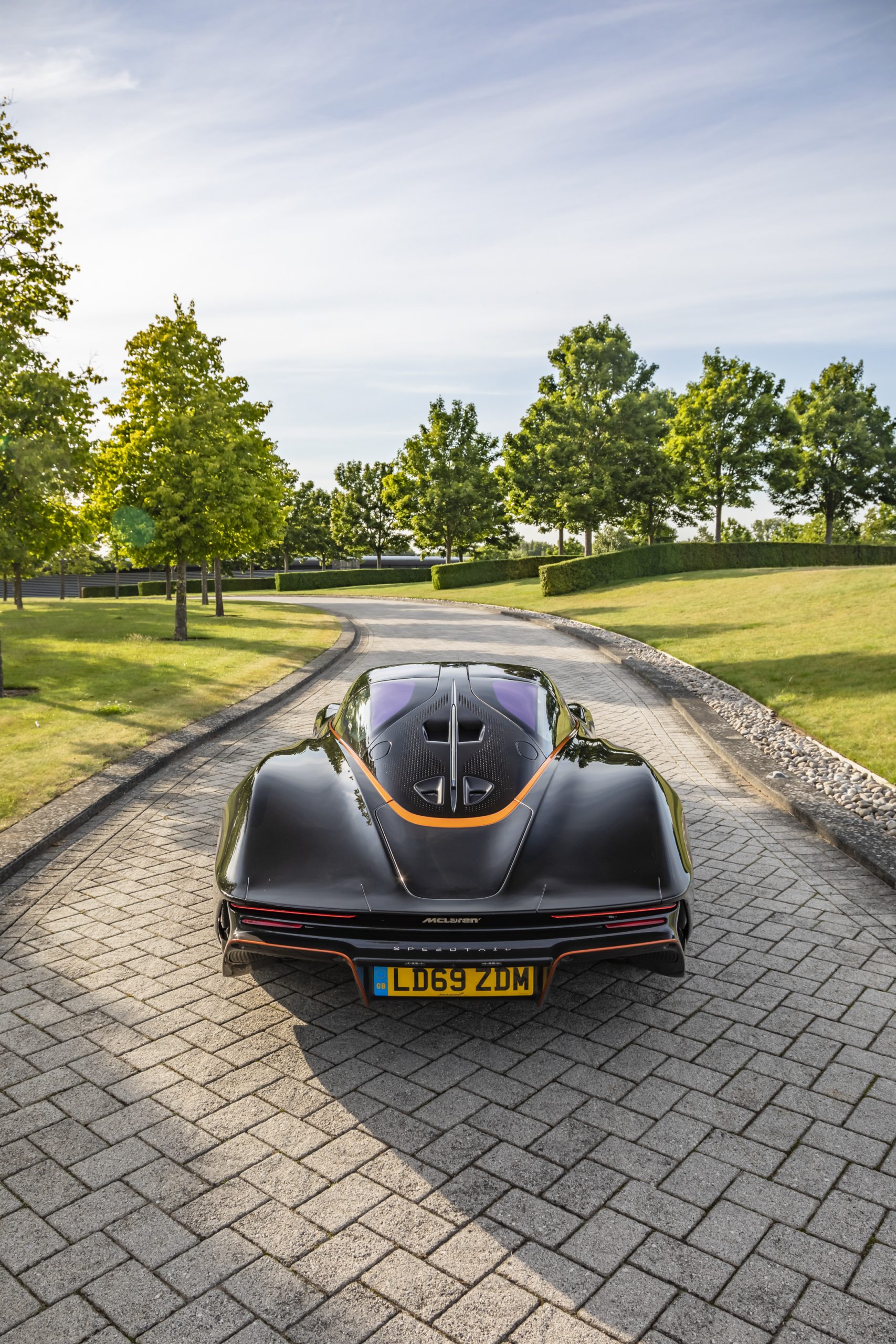 Review: 2020 McLaren Speedtail | Hagerty Media