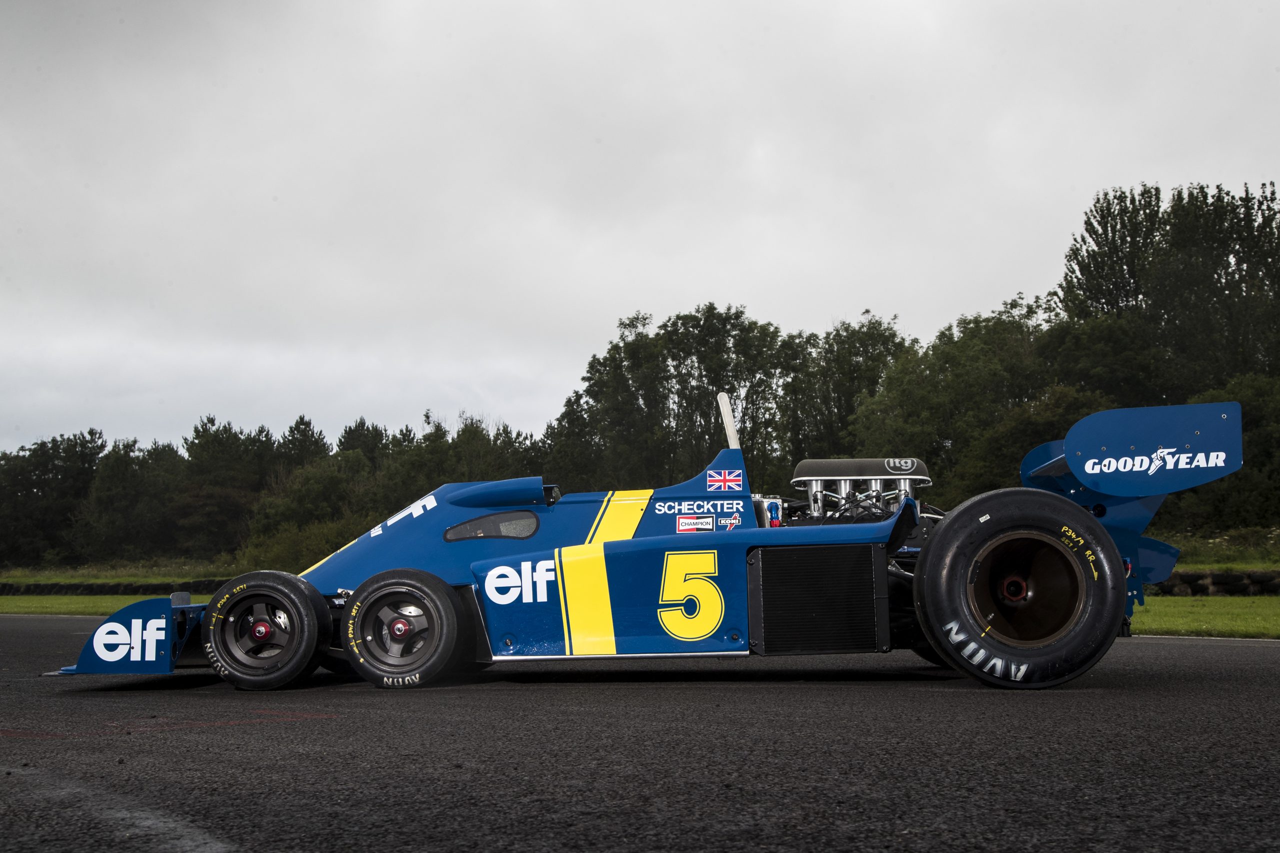 This Tyrrell P34 continuation is the six-wheel freak show reborn ...