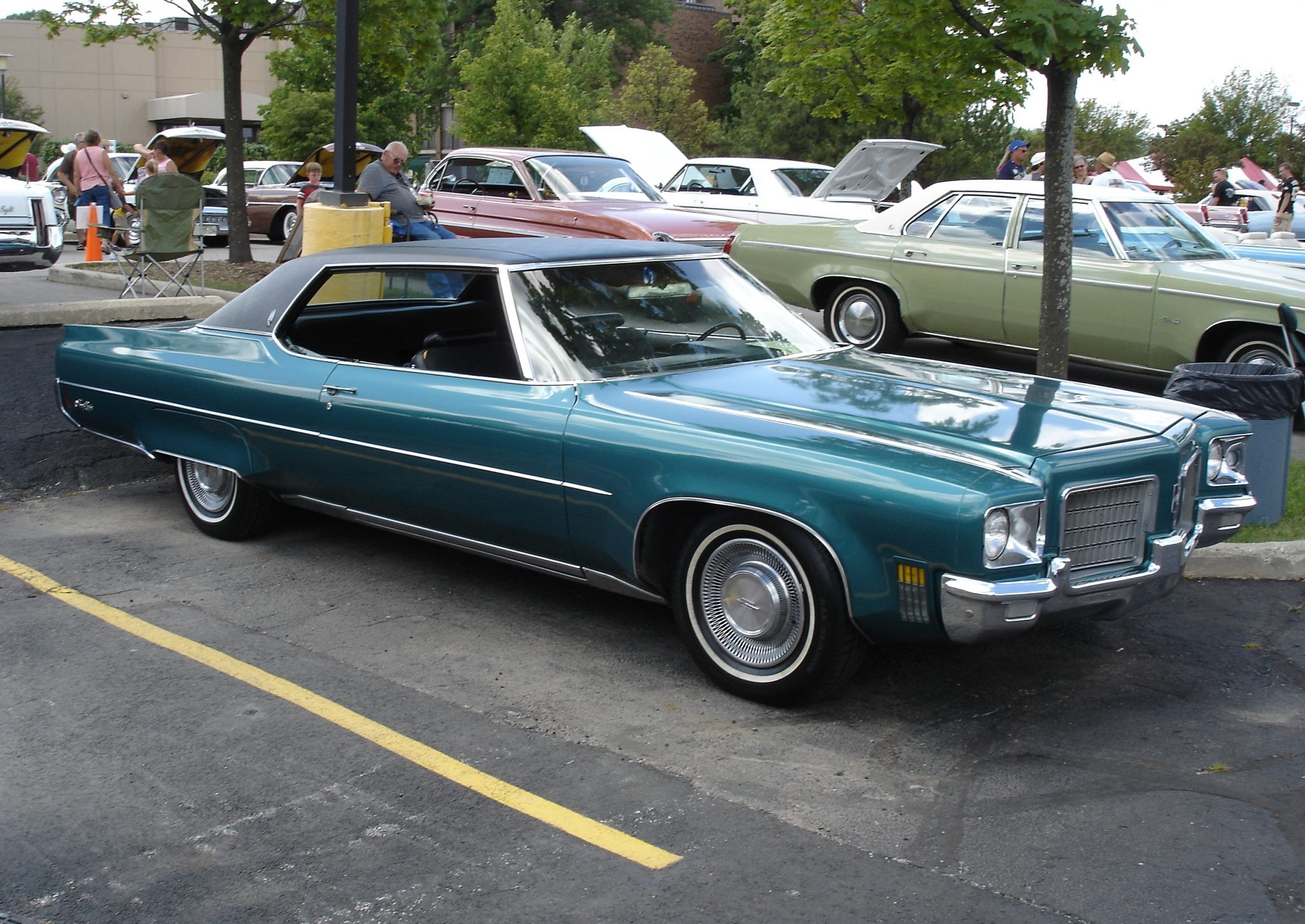 The 1971–76 Olds Ninety-Eight was the thinking man's Cadillac | Hagerty ...