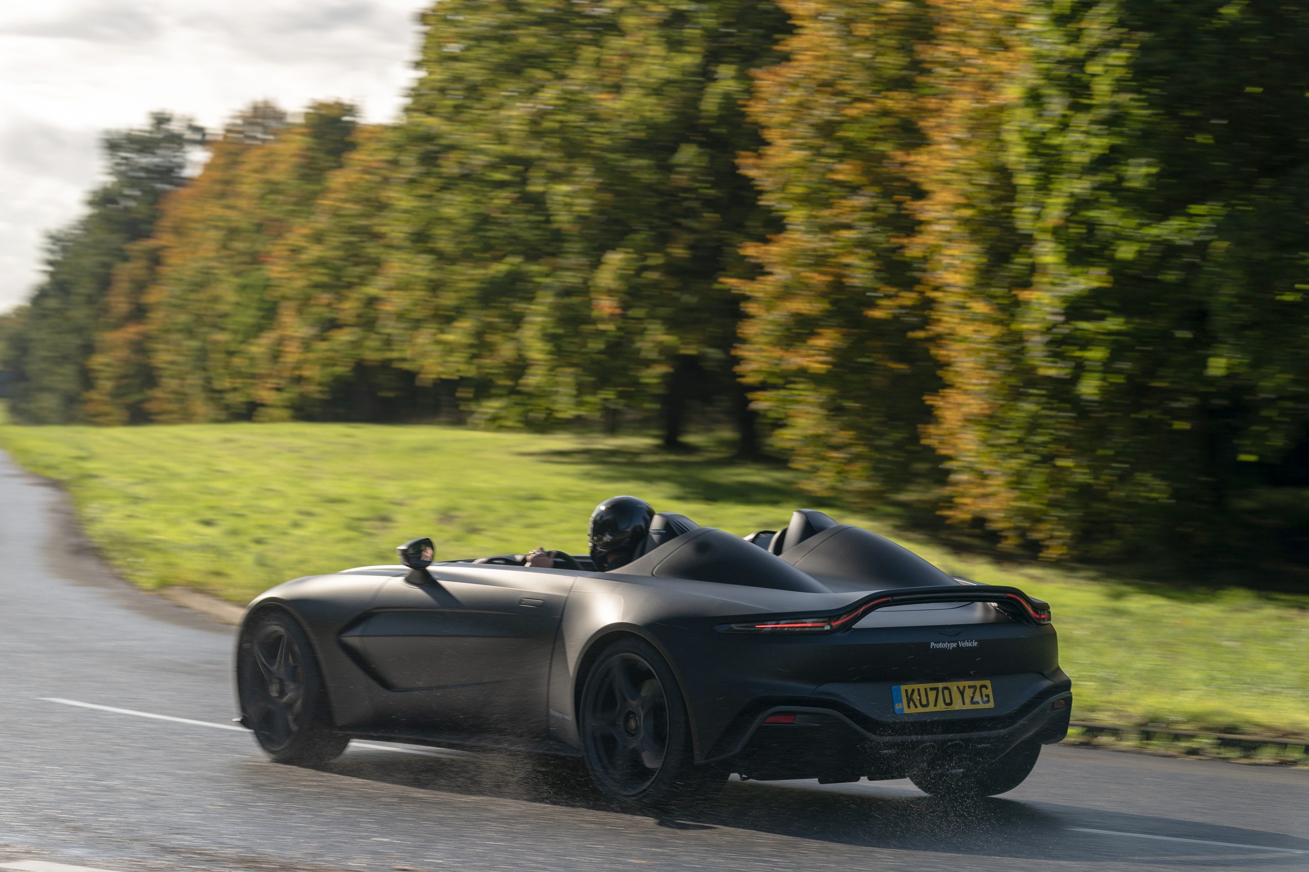Ogle Aston Martin's gorgeous V12 Speedster running in the wild ...