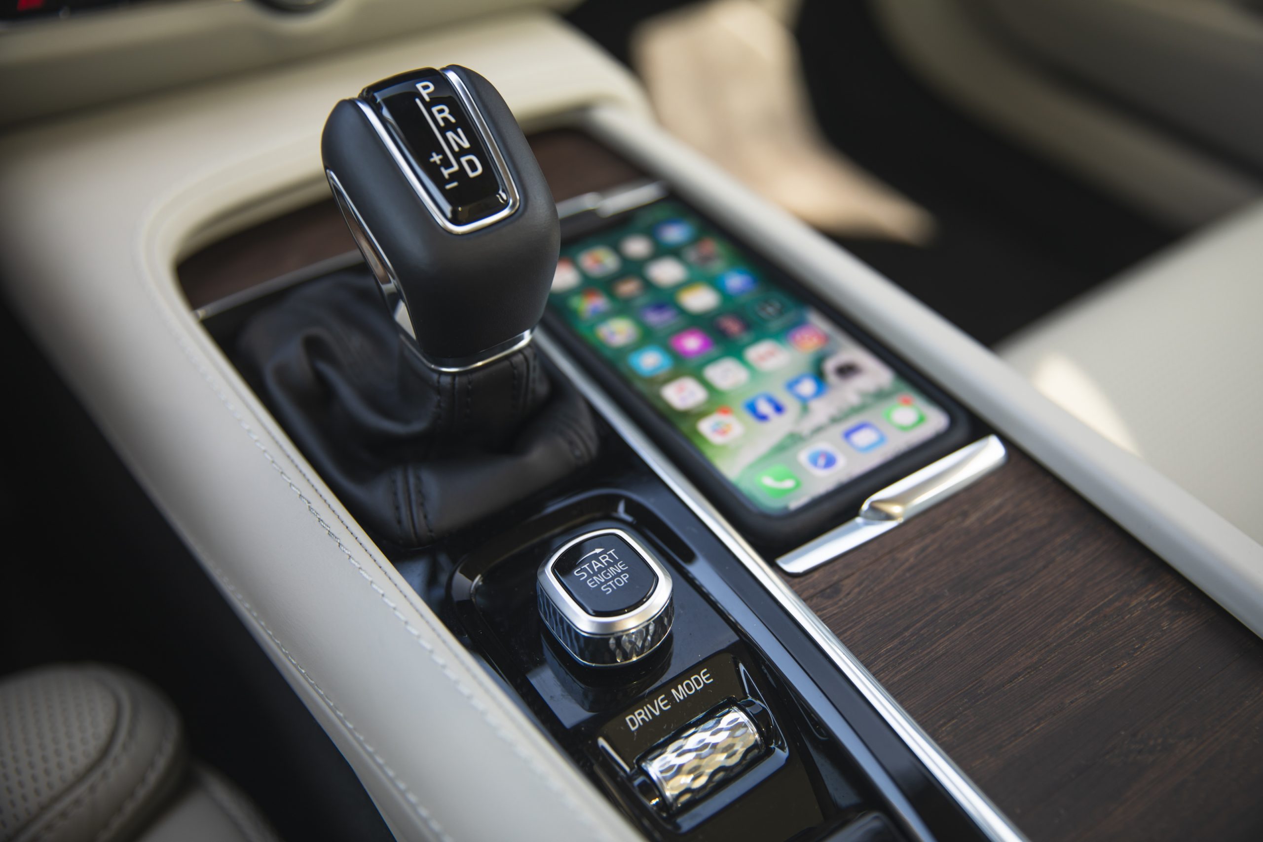 Review: 2021 Volvo V90 T6 AWD Inscription | Hagerty Media