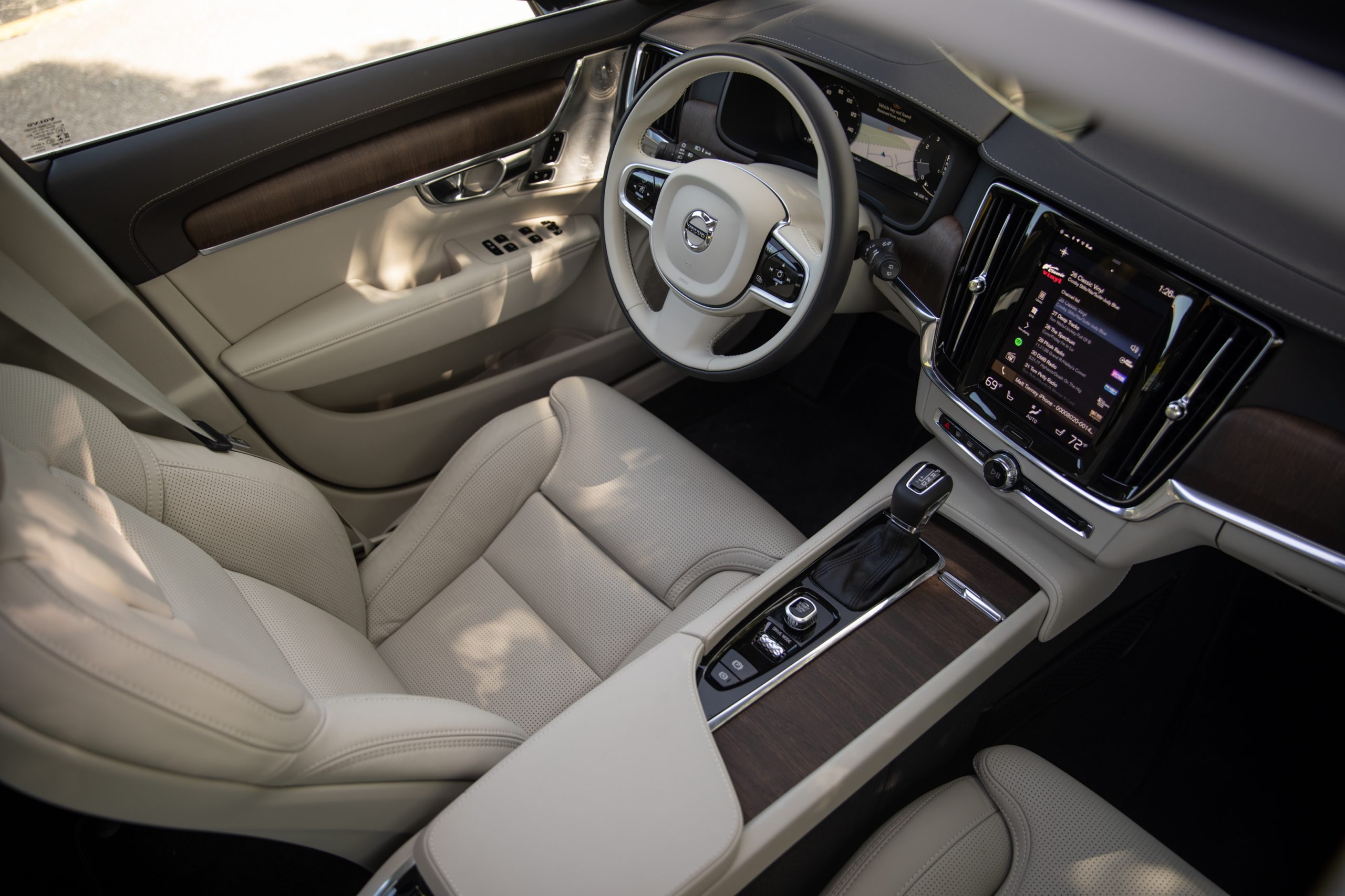 Review: 2021 Volvo V90 T6 AWD Inscription | Hagerty Media