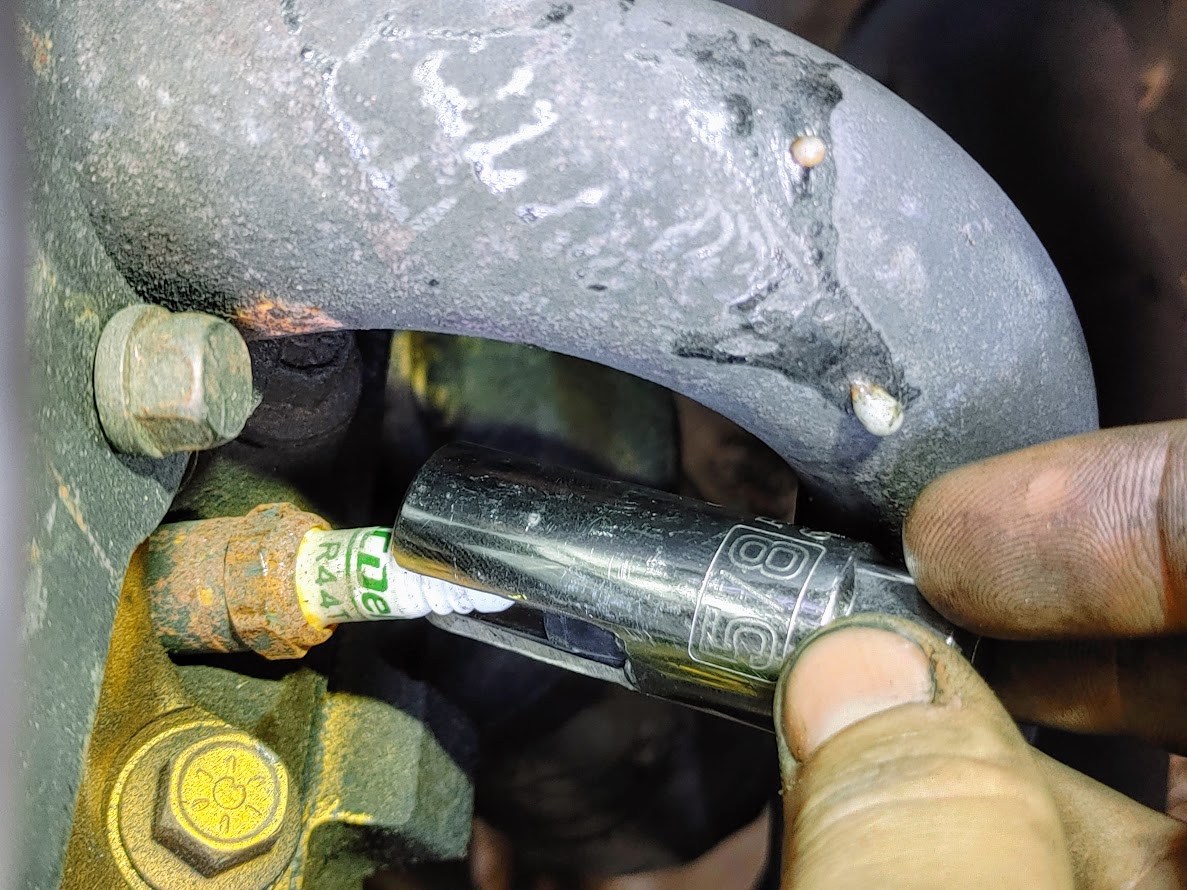Wrenchin' Wednesday: High-clearance spark plug sockets for tight spaces ...