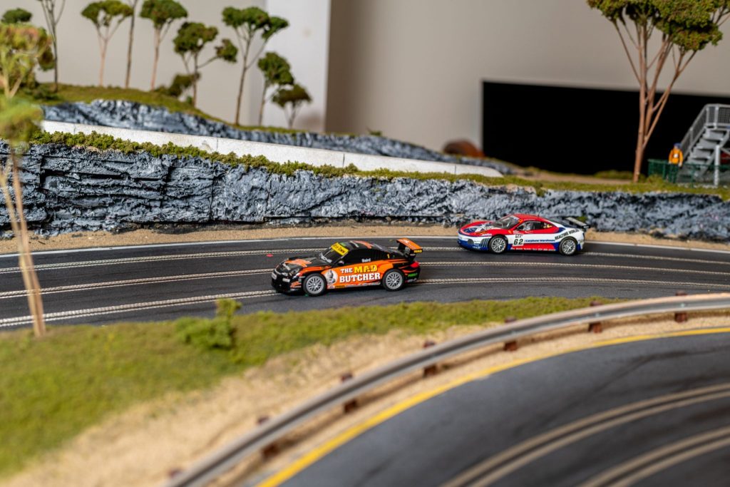 The bidding race is on for another meticulous 1:32-scale Slot Mods ...