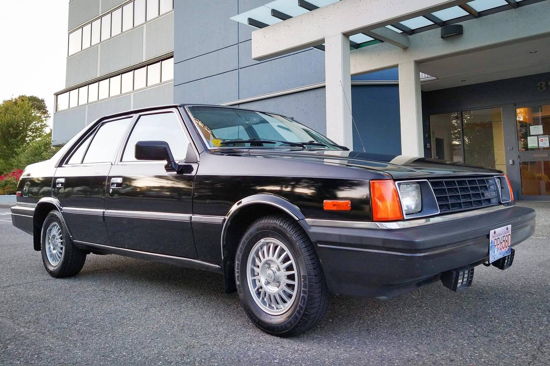 This Hyundai Stellar is the rare “luxury” sedan you never knew existed ...