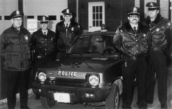 In the 1970s, police departments relied on the Renault Le Car | Hagerty ...