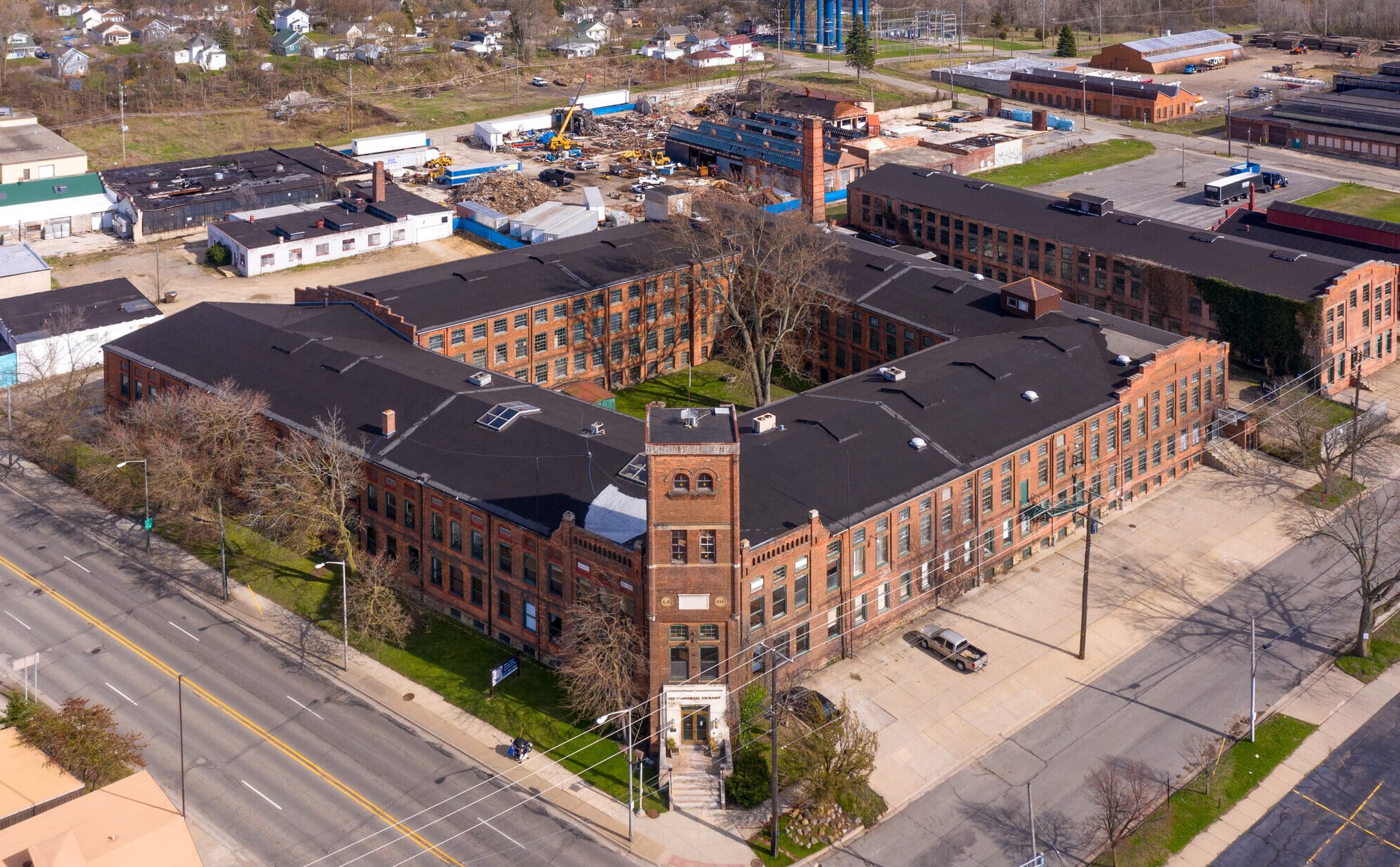 Despite pandemic, Michigan enthusiast prepares to open new car museum ...