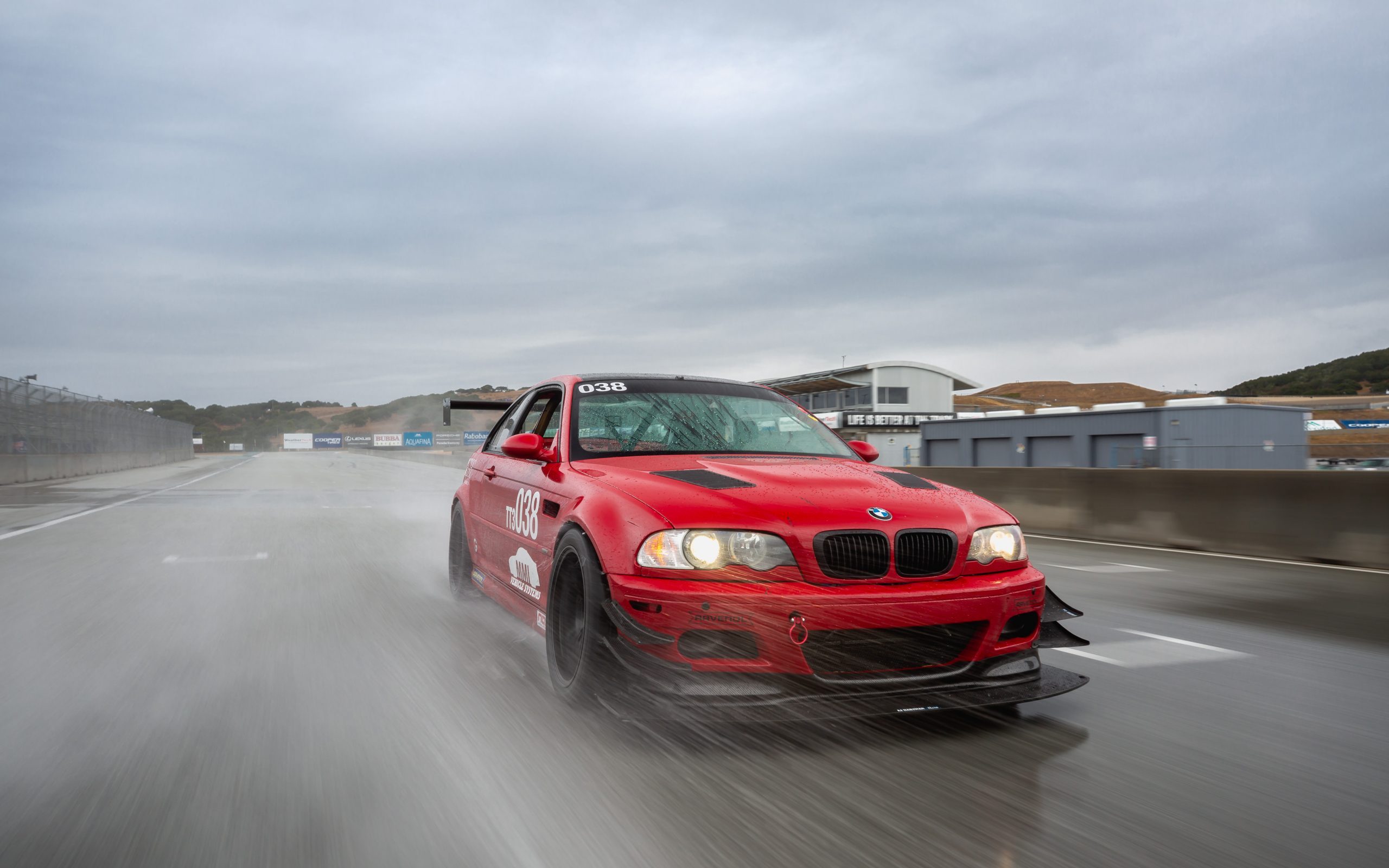 OnGrid mixes track events and music to benefit charity