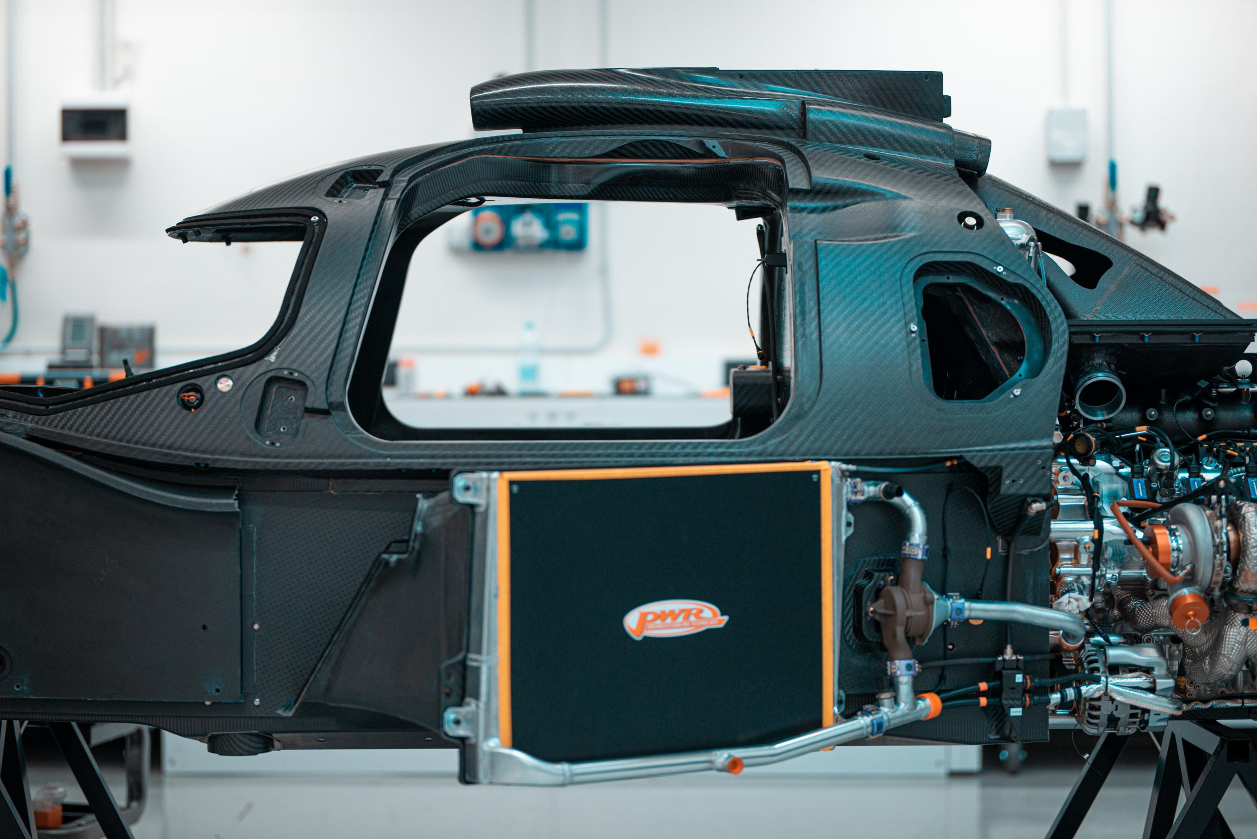 SCG 007 LMH racer flashes carbon-fiber bodywork at debut track outing ...