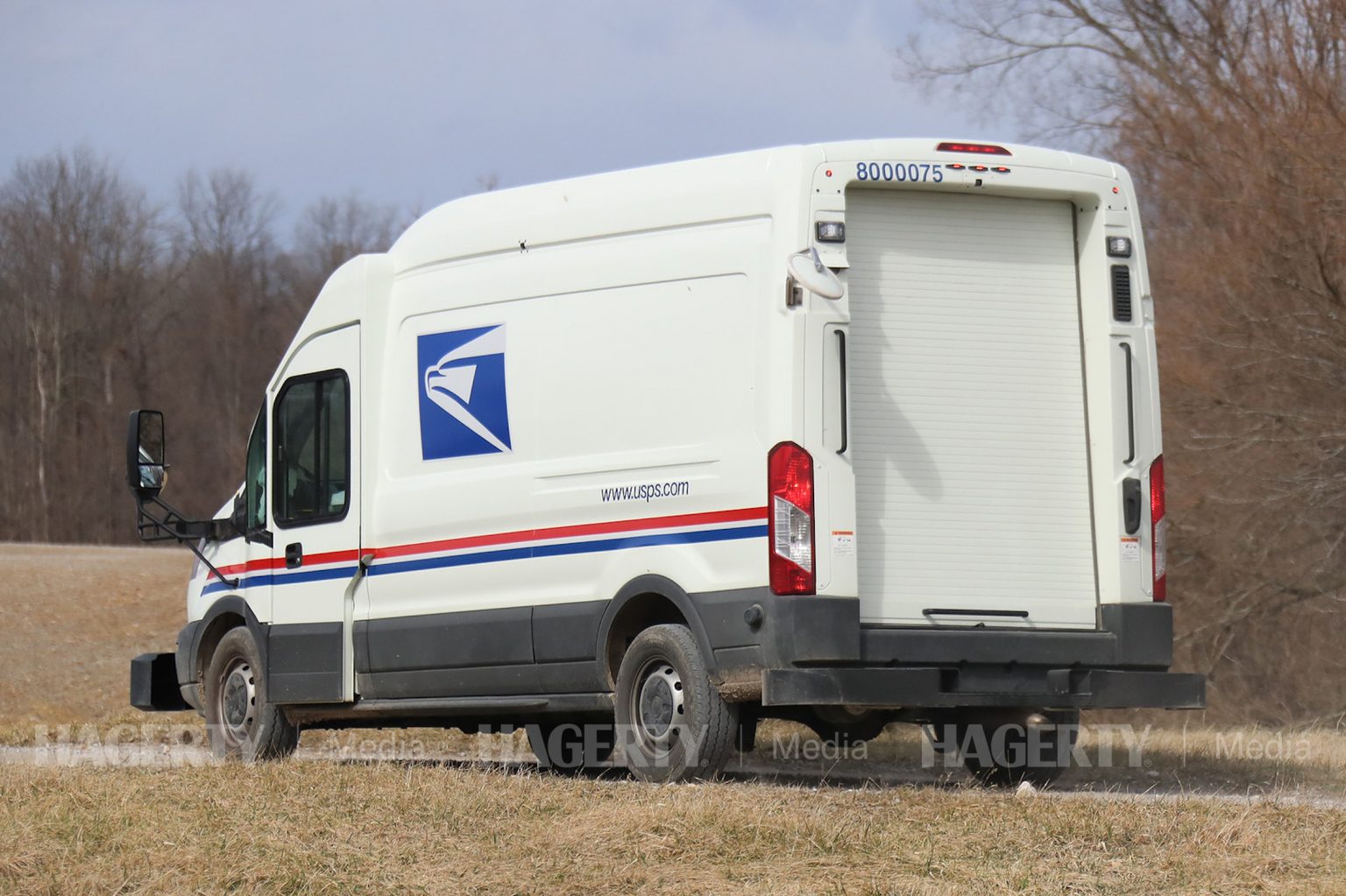 USPS greenlights Oshkosh Defense for next-gen mail truck | Hagerty Media