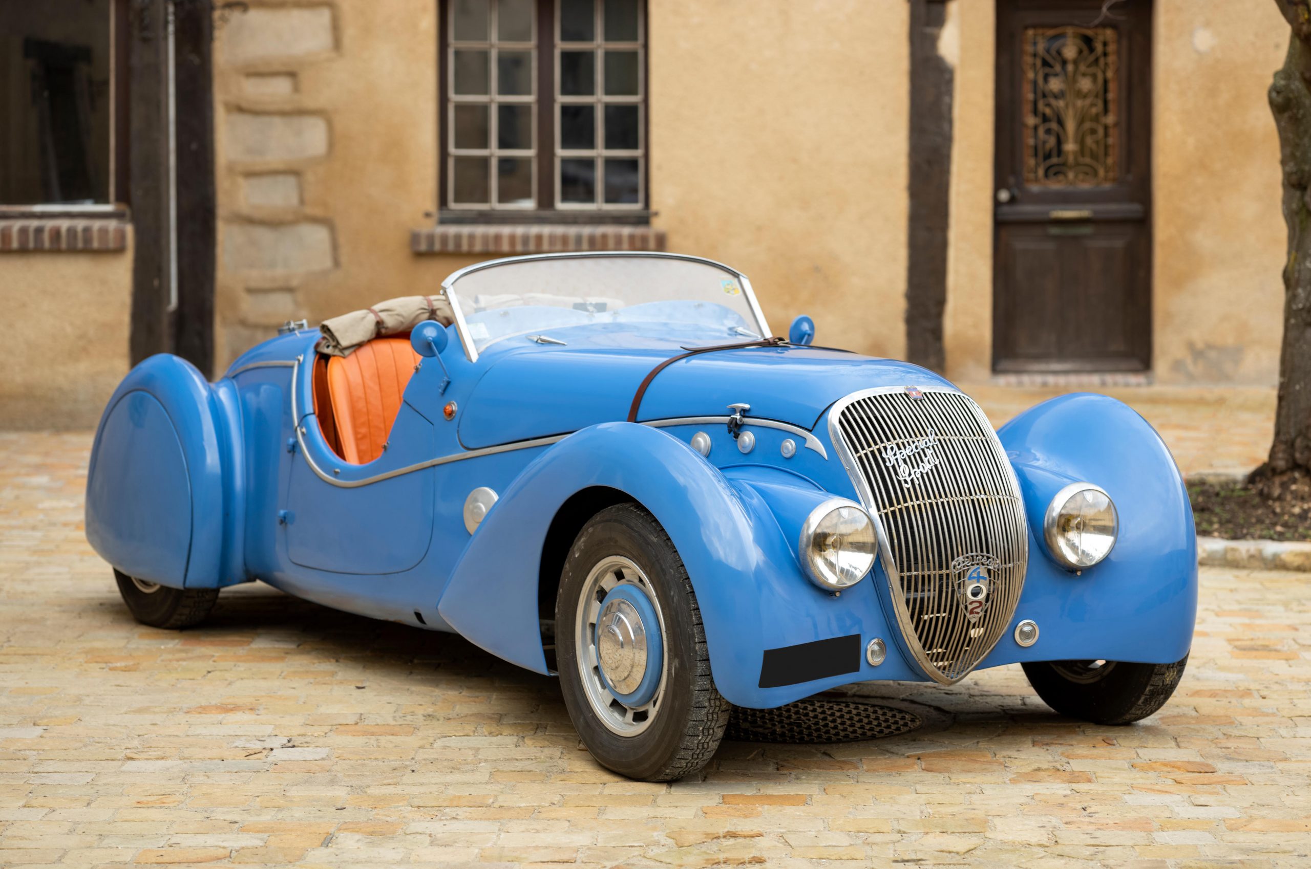 These 5 funky French classics are all up for grabs this month - Hagerty ...
