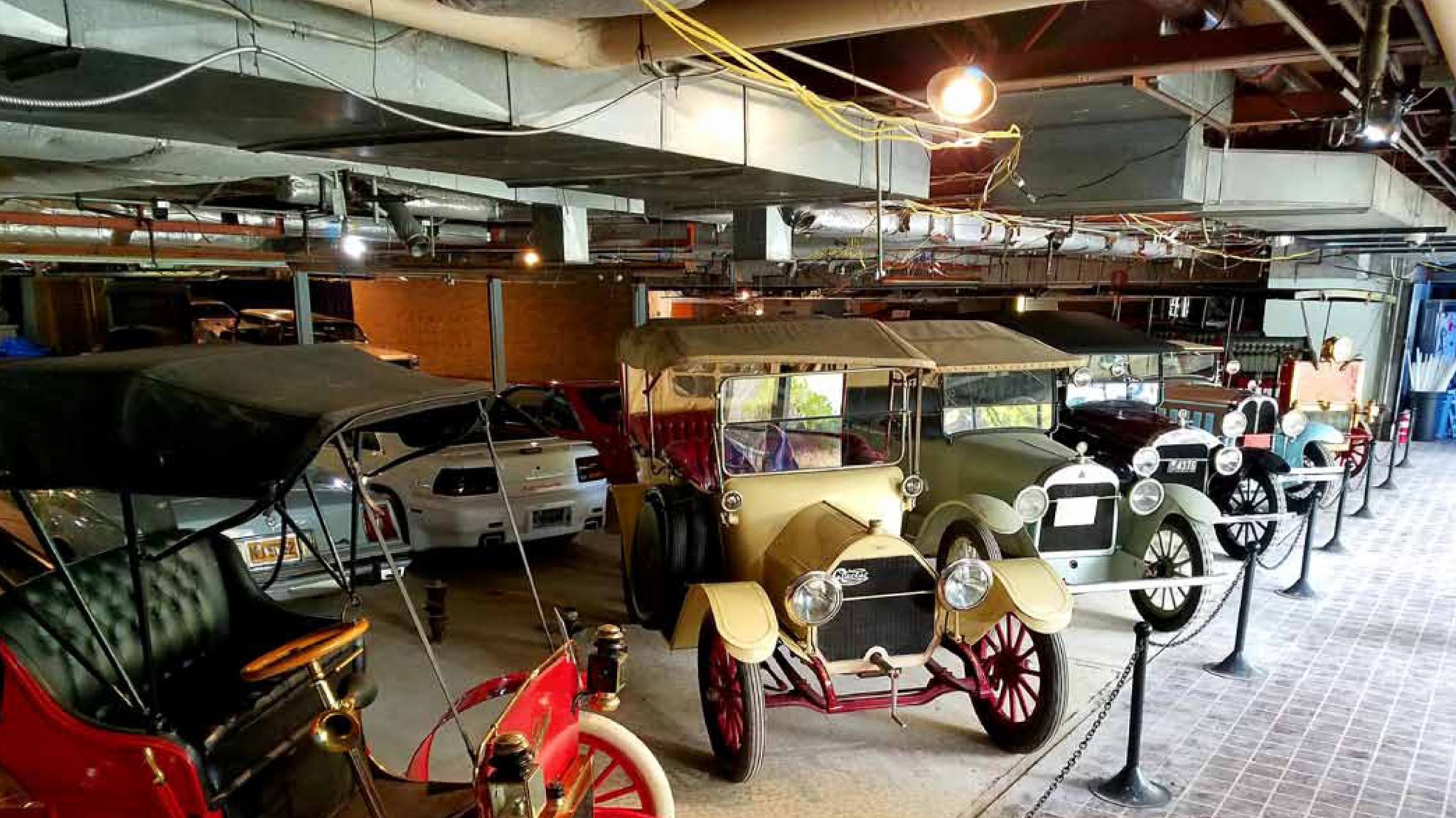 Pontiac enthusiast driving effort to create new Detroit-area museum ...