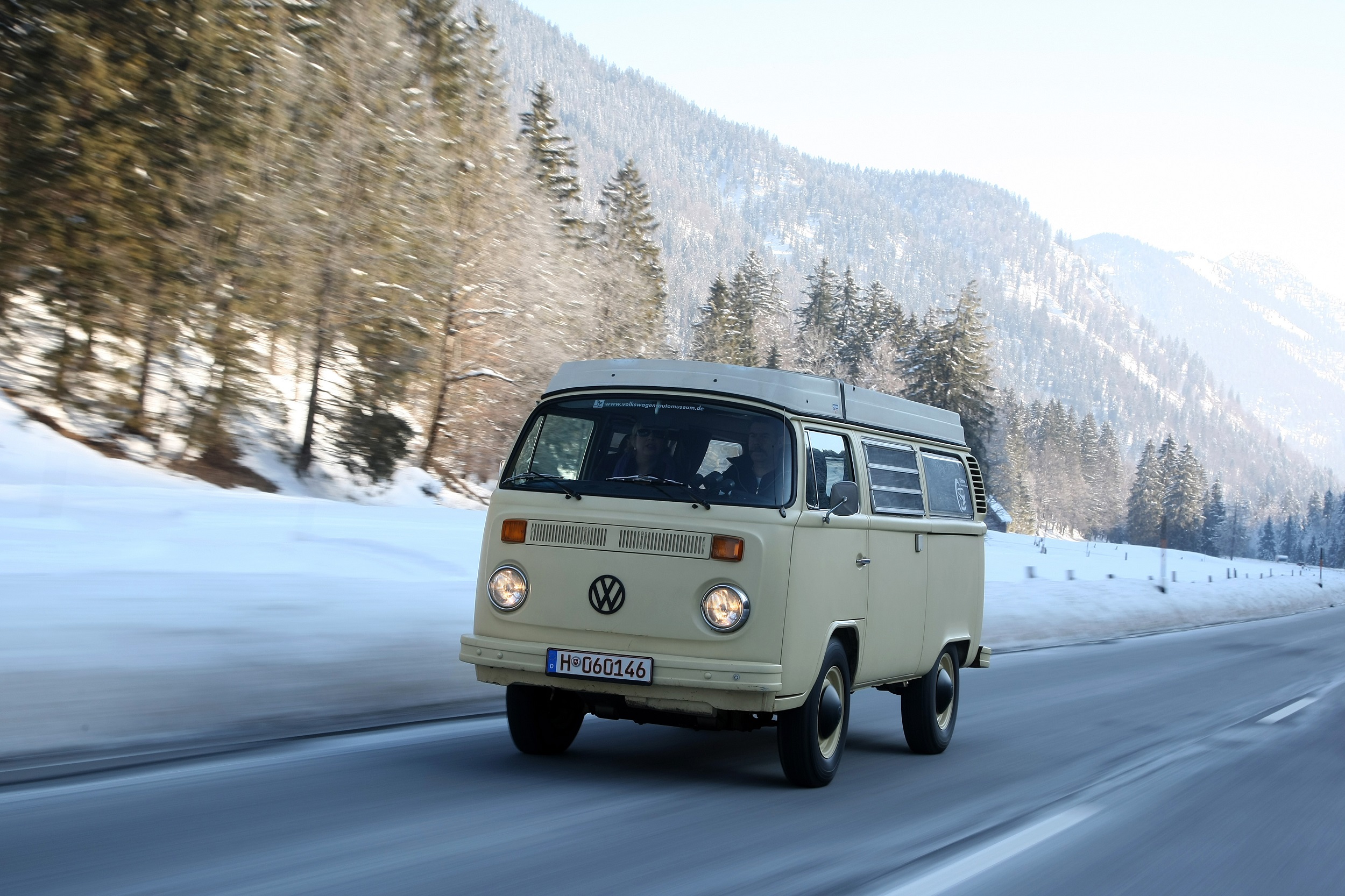 Volkswagen's forbidden 4x4 Bus was developed to tame the dunes ...
