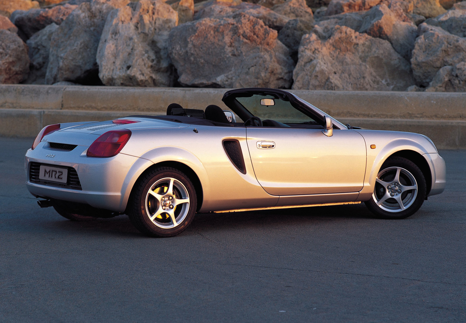 Toyota MR2 and Lotus Elise Are A Lesson in Substitution - Hagerty Media