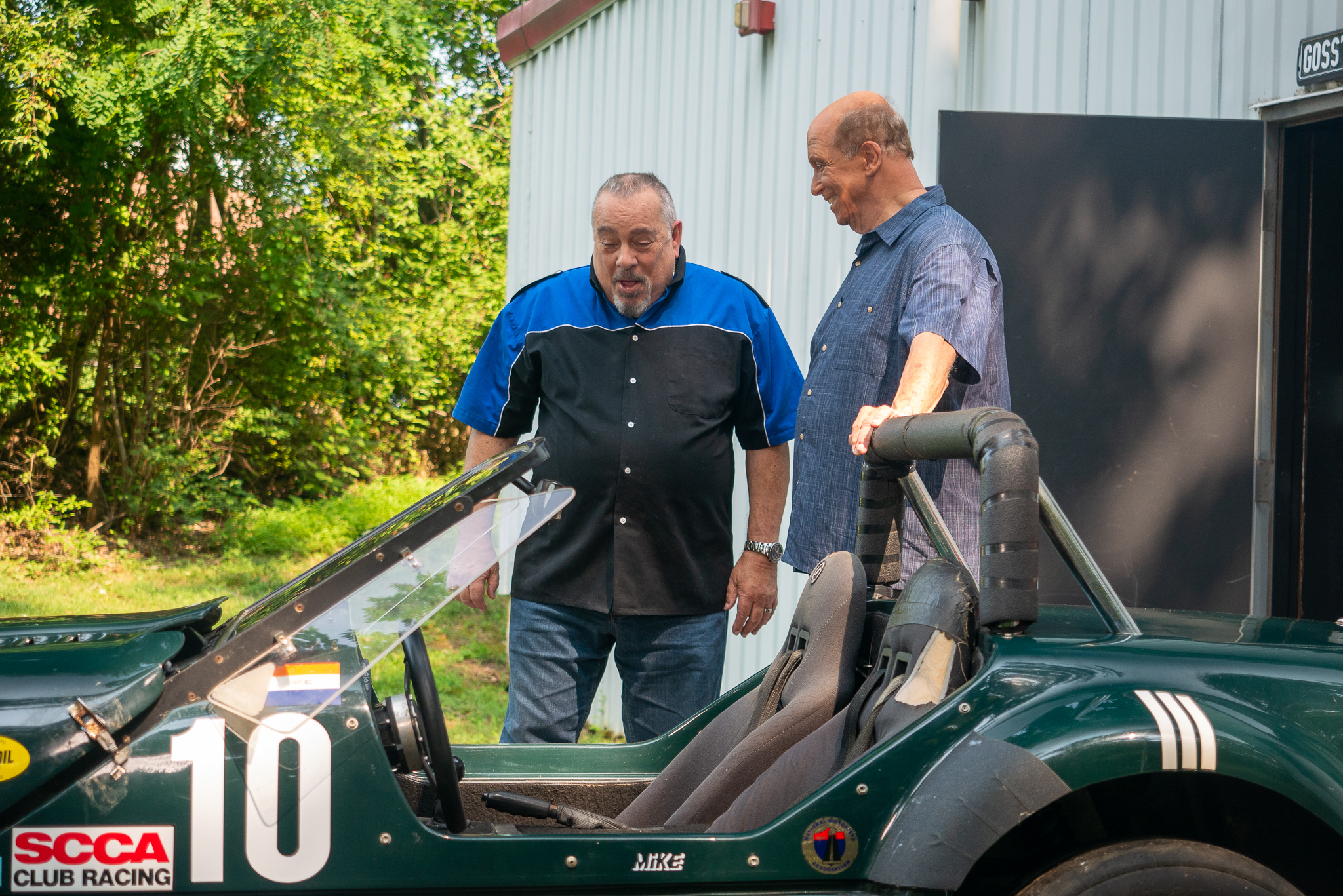 MotorWeek creator John Davis remembers Pat Goss: Co-star, master ...