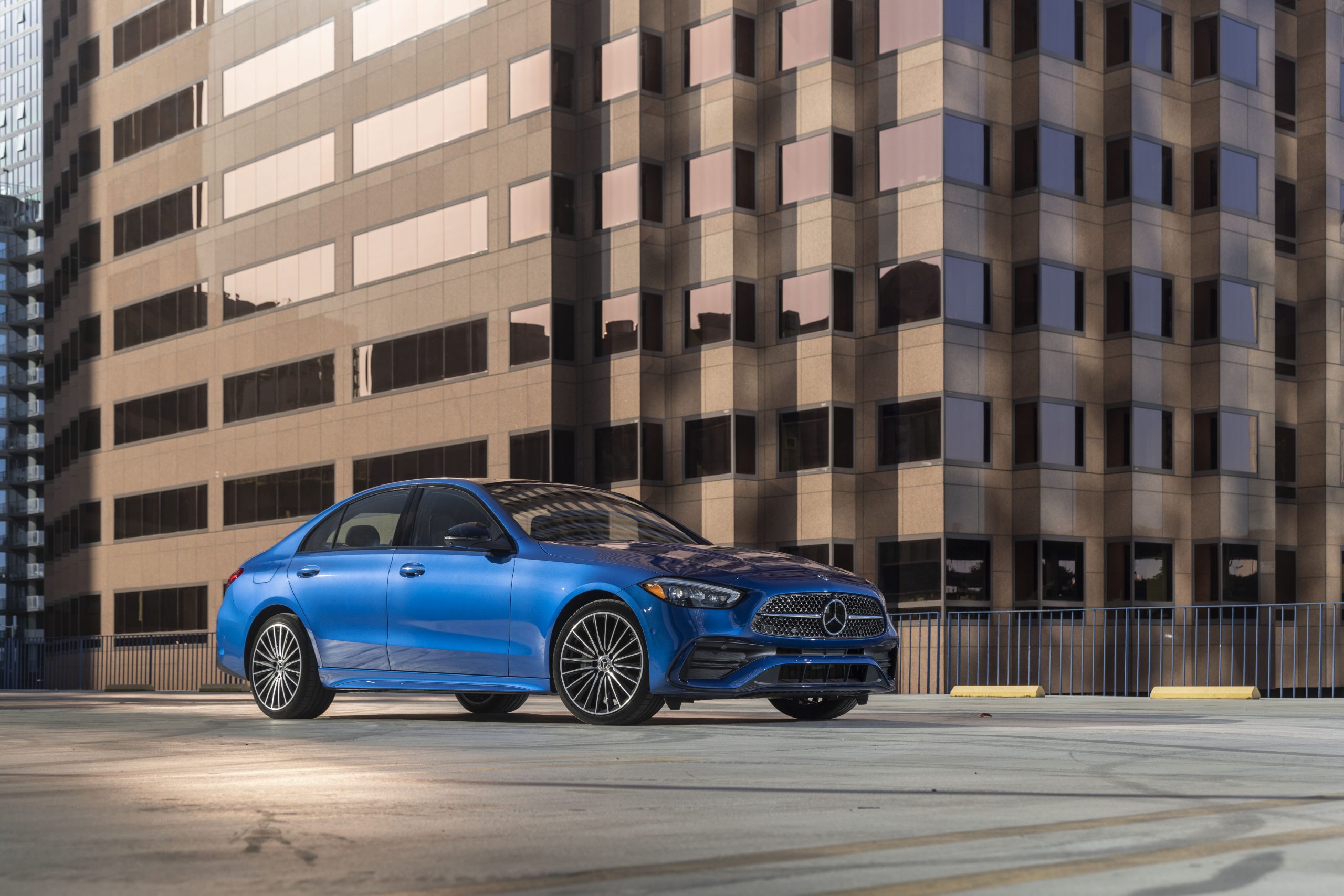 First Look Review: 2022 Mercedes-Benz C300 - Hagerty Media