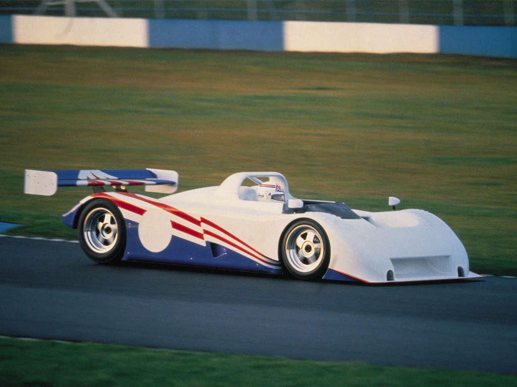 The Patriot Was a High-Tech Chrysler Ahead of Its Time - Hagerty Media