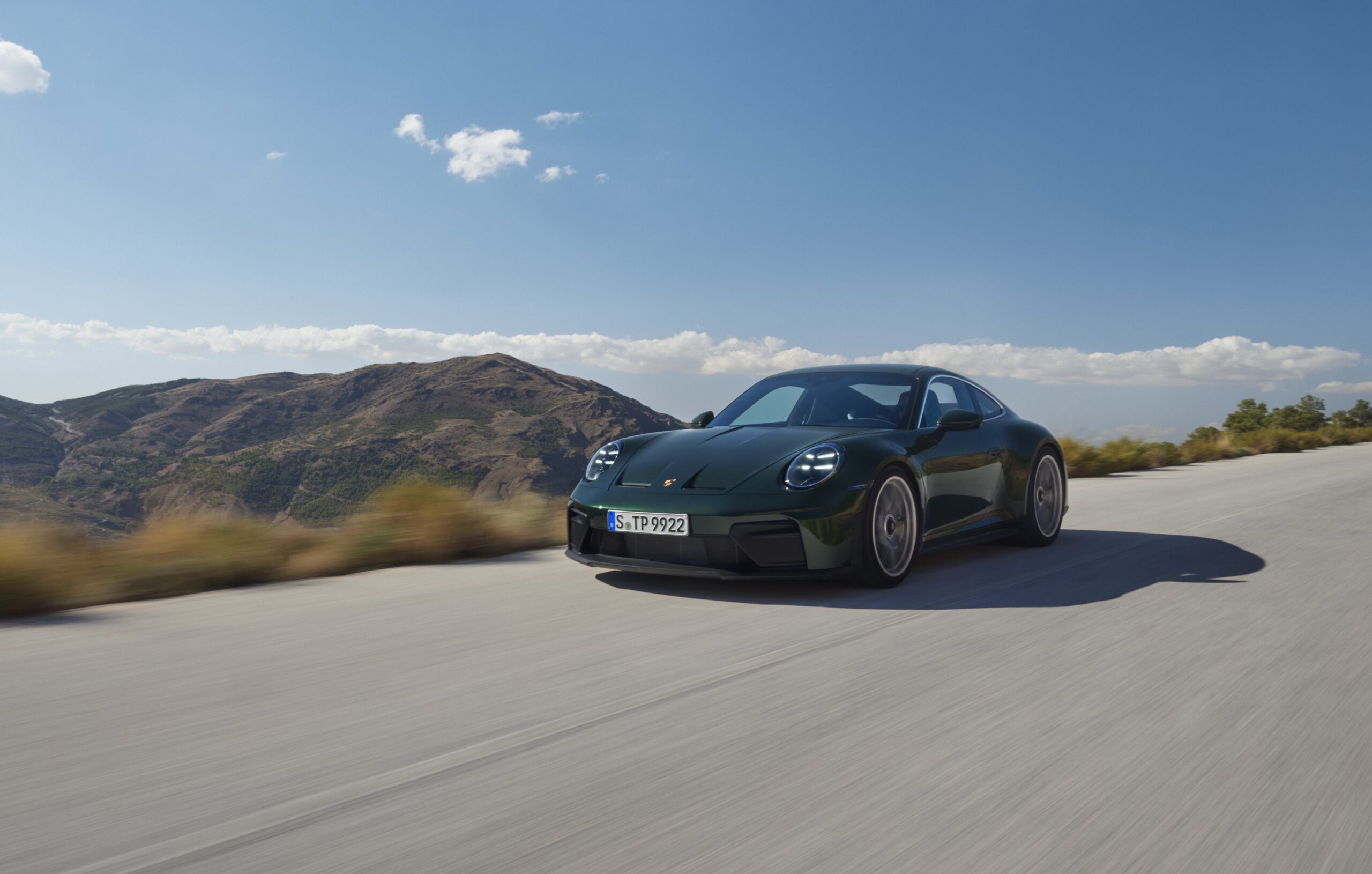 2025 Porsche 911 GT3 Configurator Lets You Go Wild with Options and ...