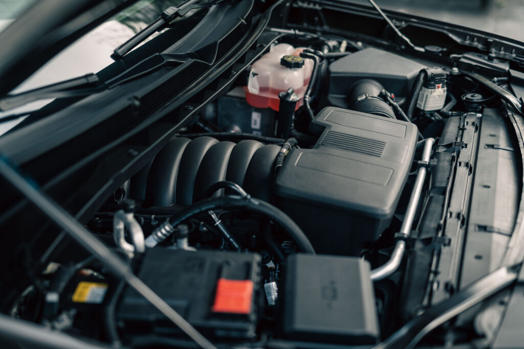 877,000 GM Trucks and SUVs Recalled for Issues with the 6.2-liter V-8 ...