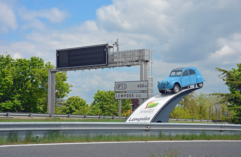 Here's Why There's a Citroen 2CV Roadside Attraction in Central France ...