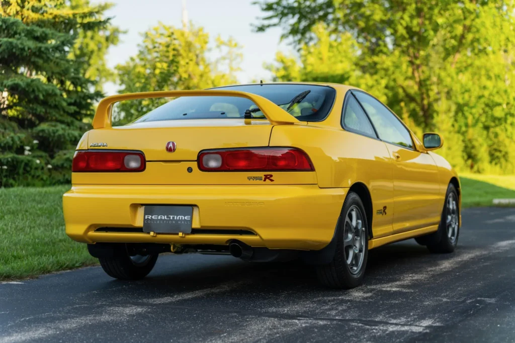 VTEC Just Kicked in: Integra Type-R Smashes Record at $212K - Hagerty Media
