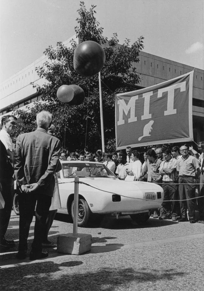 Robert Aronson: A Pioneer of Electric Fuel Propulsion - Hagerty Media